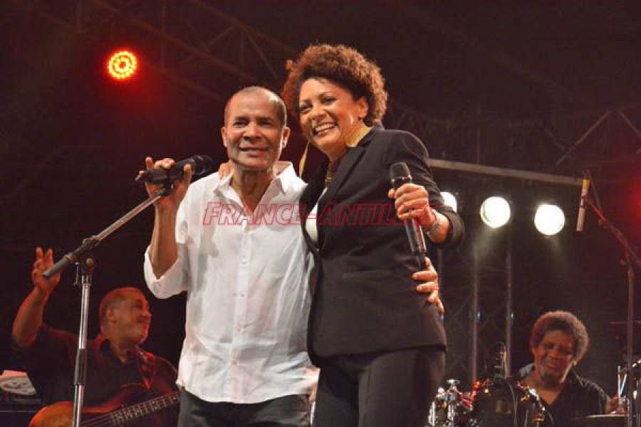 Fête des mères : Éric Virgal en concert live à Abidjan | FratMat