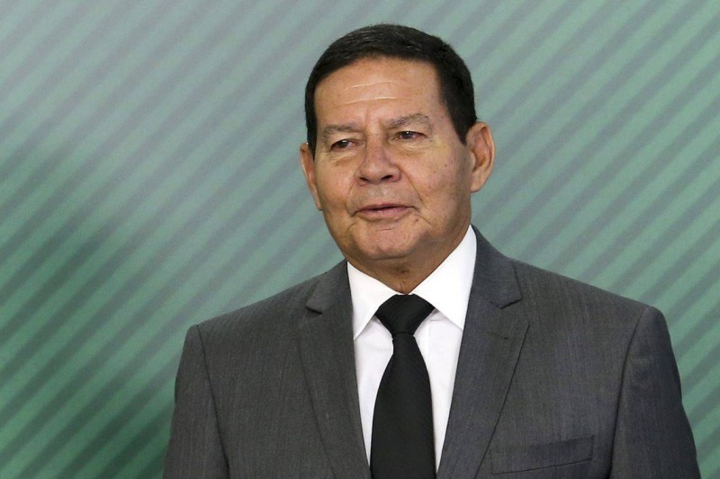 Brésil: le vice-président sortant Hamilton Mourão joue le jeu de la ... Brésil: le vice-président sortant Hamilton Mourão joue le jeu de la ...