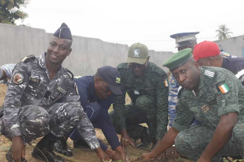 Opération Béré verte à Mankono : Les forces de défense et de sécurité ...